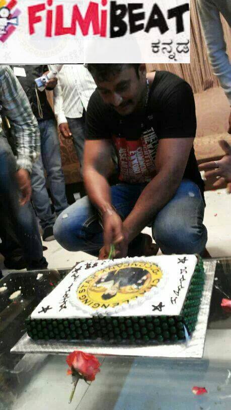 Darshan 37th Birthday Celebration - Filmibeat