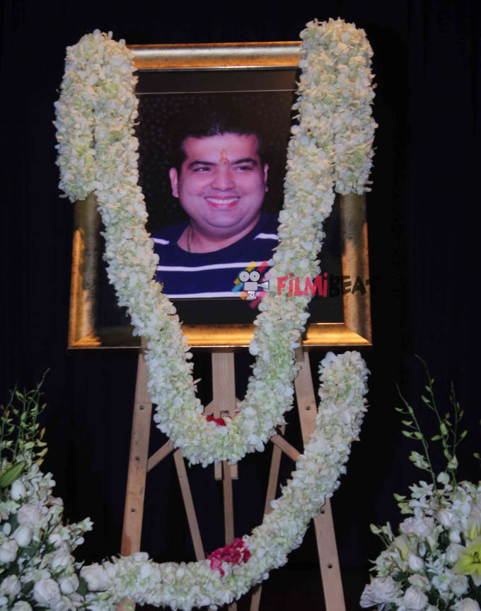 Amit Mehra's Prayer Meet - Filmibeat