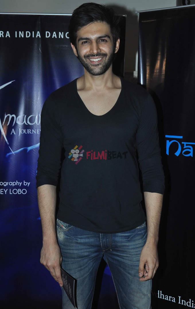 Ashley Lobo's 'Amaara' Dance Show Grand Premiere - Filmibeat