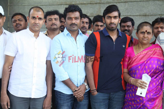 Vinay Rajkumar New Film Script Pooja - Filmibeat