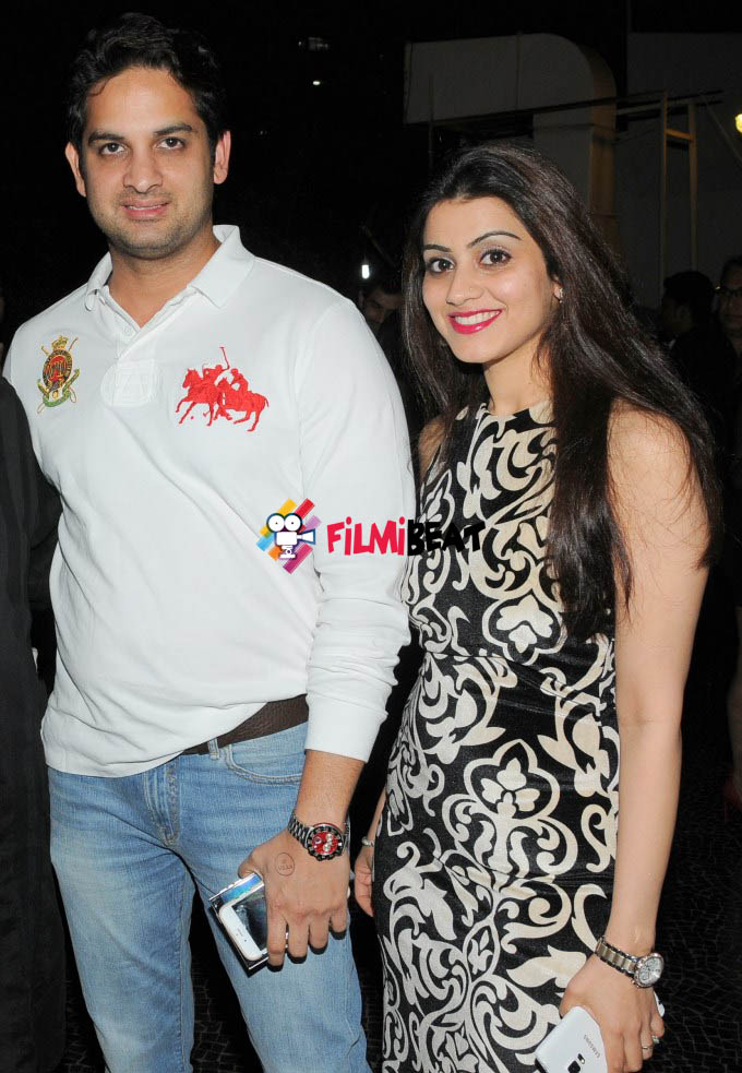 Rakhi Sawant Hosted A Surprise Birthday Bash For Brother Manik Soni ...