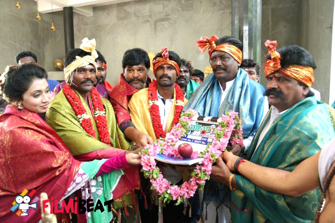 Punnaku Tamil Movie Launch Stills - Filmibeat