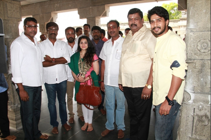 Veera Theera Sooran Movie Pooja - Filmibeat