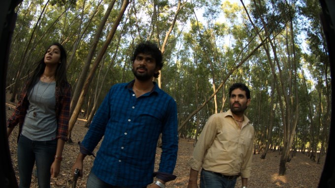 Prathi Kshanam Telugu Movie: Pooja, Shooting Stills, Location Photos ...