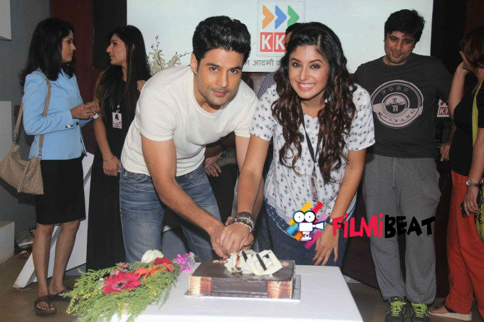 TV Serial Reporters Completes 50 Episodes - Filmibeat