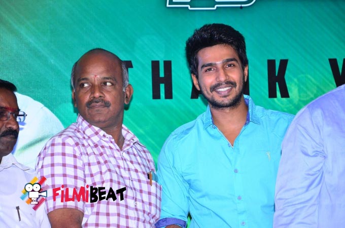 Actor Vishnu Vishal Birthday Celebration 2015 - Filmibeat