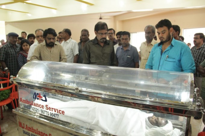 Veteran Producer Ibrahim Ravuthar Passes Away - Filmibeat