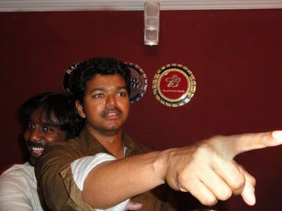 Actor Vijay Spotted Drunk at Premji Amaren's Birthday Party - Filmibeat