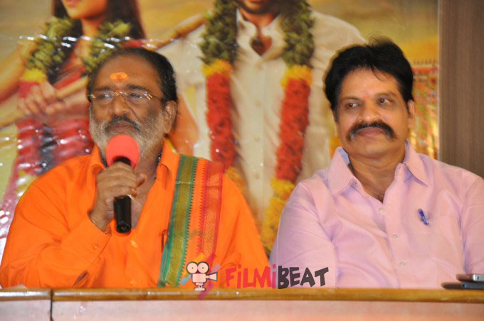 Ballala Deva Press Meet - Filmibeat