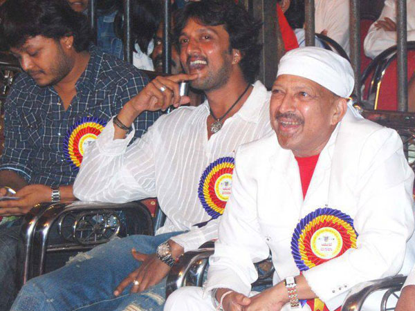 Birthday Special : Rare Pics Of Actor Sudeep - Filmibeat