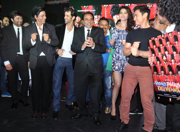 Rare Photos of Bollywood Khans - Filmibeat