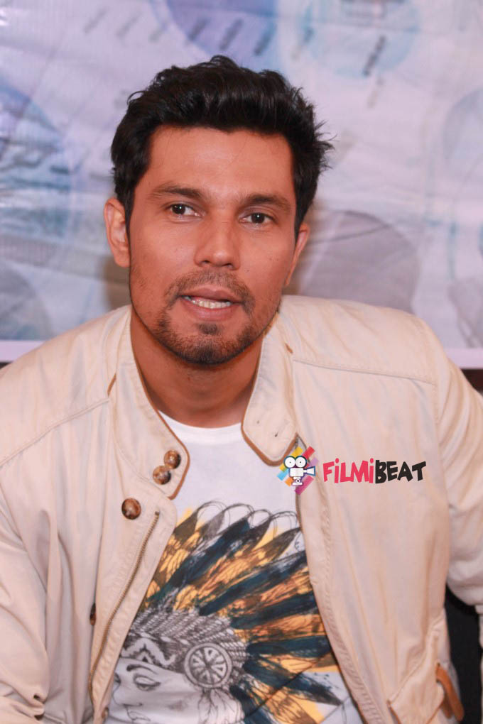 Richa Chadha And Randeep Hooda Promotes Main Aur Charles At Delhi ...