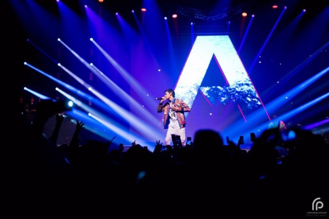 Anirudh Ravichander Music Concert At Toronto - Filmibeat