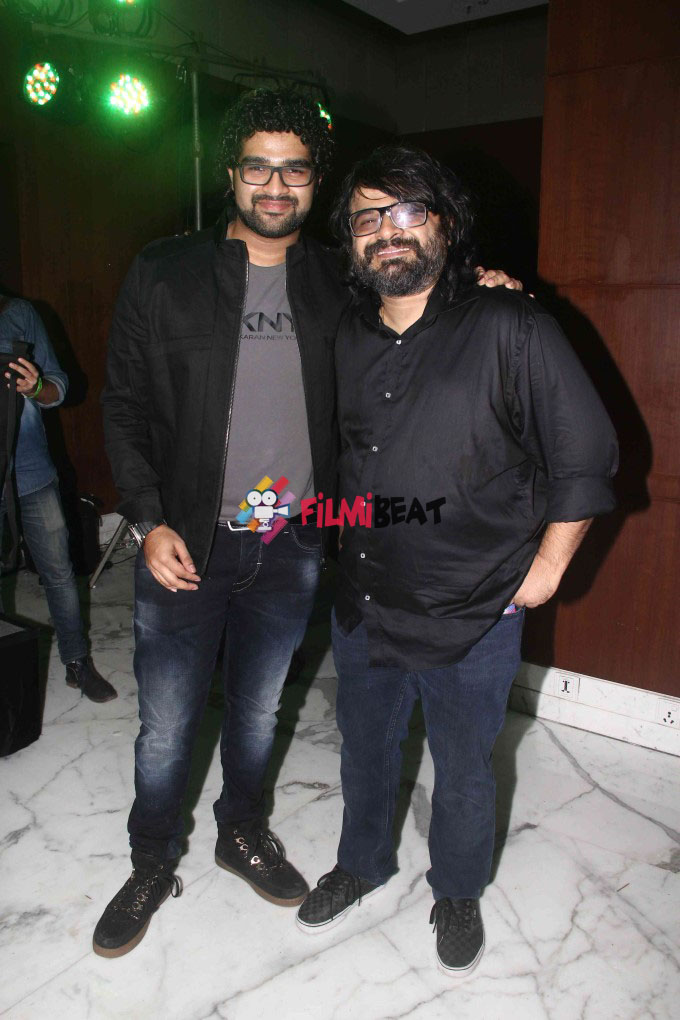 Dilwale Music Celebration With Starcast Of The Film - Filmibeat