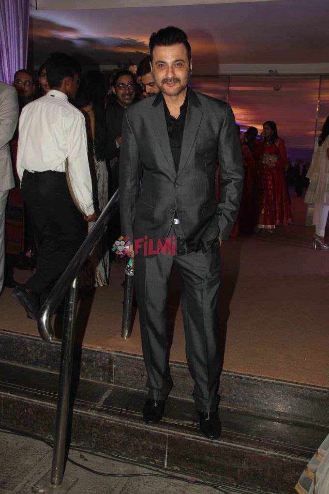 Wedding Reception Of Vanraj Zaveri And Kresha Bajaj - Filmibeat