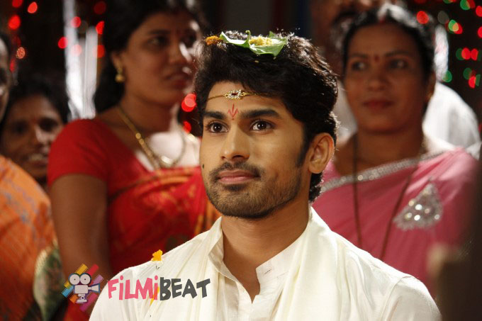 Jilakara Bellam Telugu Movie: Pooja, Shooting Stills, Location Photos ...