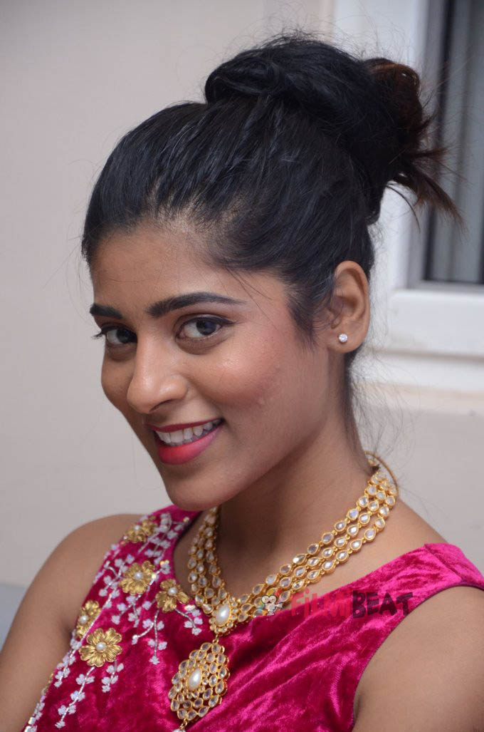Gayathri (New Actress) Photos: Find Latest HD Images, Pictures, Stills ...