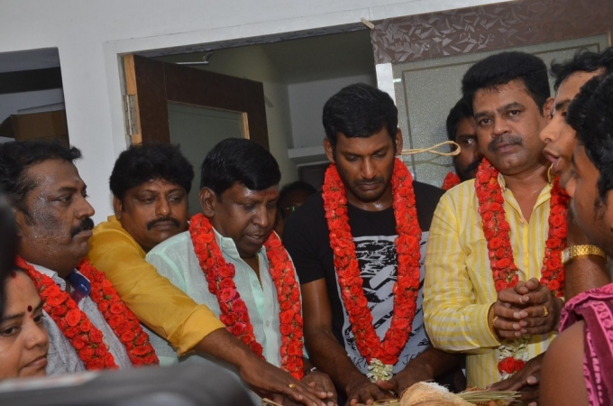 Kathi Sandai Movie Launch - Filmibeat