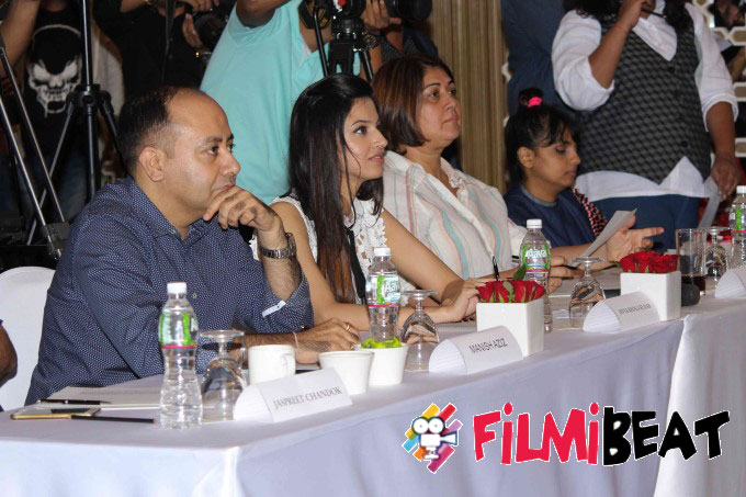 Plus Size Model Auditions Of Lakme Fashion Week 2016 - Filmibeat