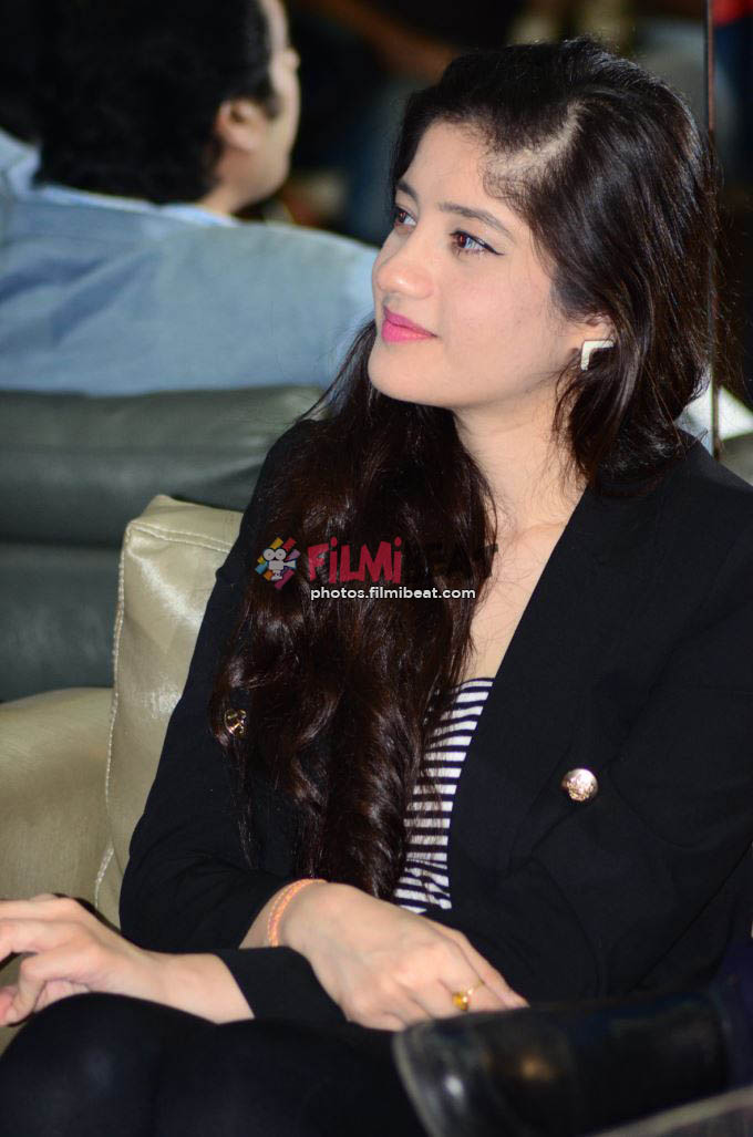 Anu Malik With Daughter Anmol Malik at ITA School - Filmibeat