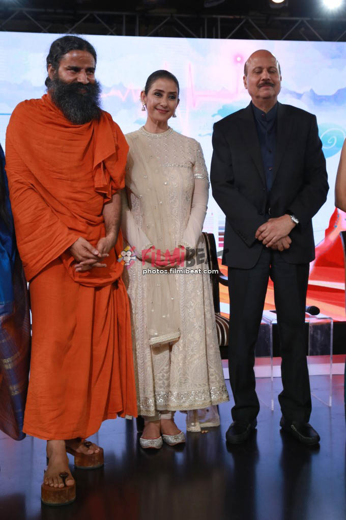 Manisha Koirala along with Baba Ramdev at NDTV Youth For Change ...