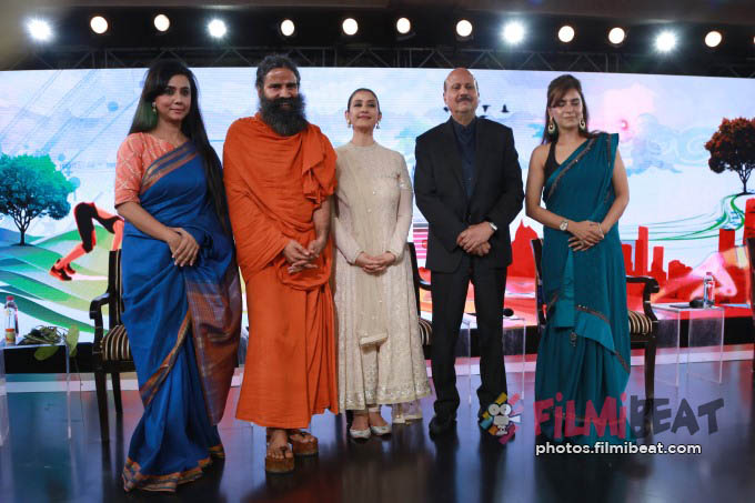 Manisha Koirala along with Baba Ramdev at NDTV Youth For Change ...
