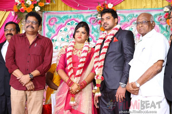 Actor Vasu Vikram Daughter Vasugi Wedding Reception - Filmibeat