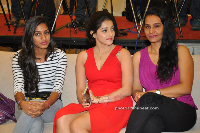 Intlo Deyyam Nakem Bhayam Trailer Launch - Filmibeat