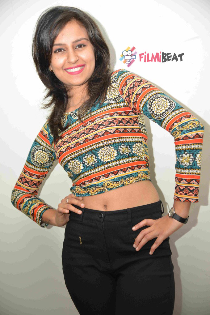 Jayashree Photos: Find Latest HD Images, Pictures, Stills & Pics ...