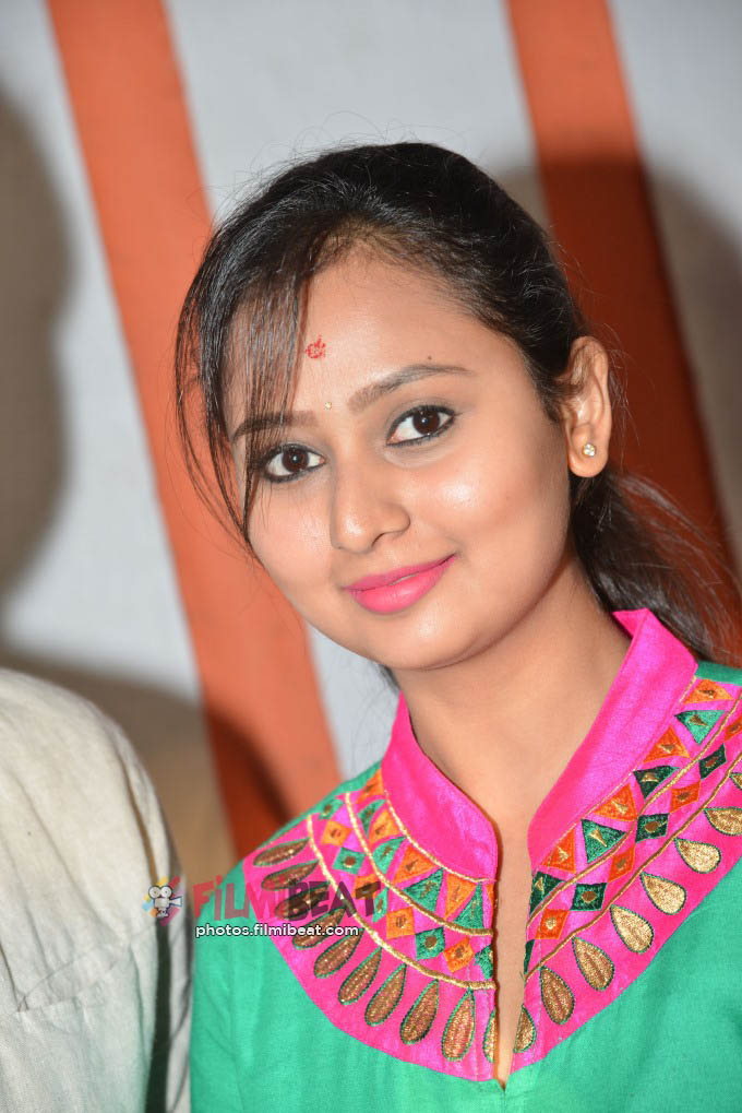 Mugulunage Nage Movie Pooja - Filmibeat