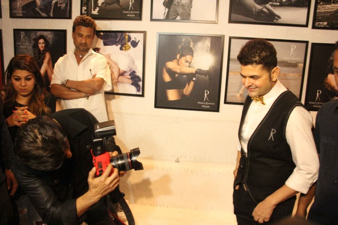 Daboo Ratnani Calendar Launch 2017 - Filmibeat