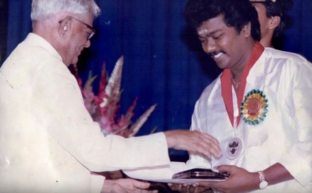 Tamil Actor Parthiban Rare And Unseen Pics - Filmibeat