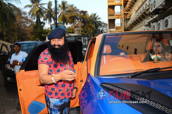 Baba Ram Rahim Spotted At Juhu - Filmibeat