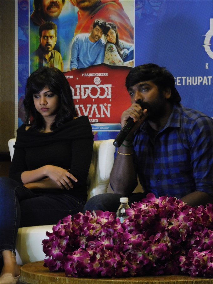 Kavan Malaysia Press Meet - Filmibeat