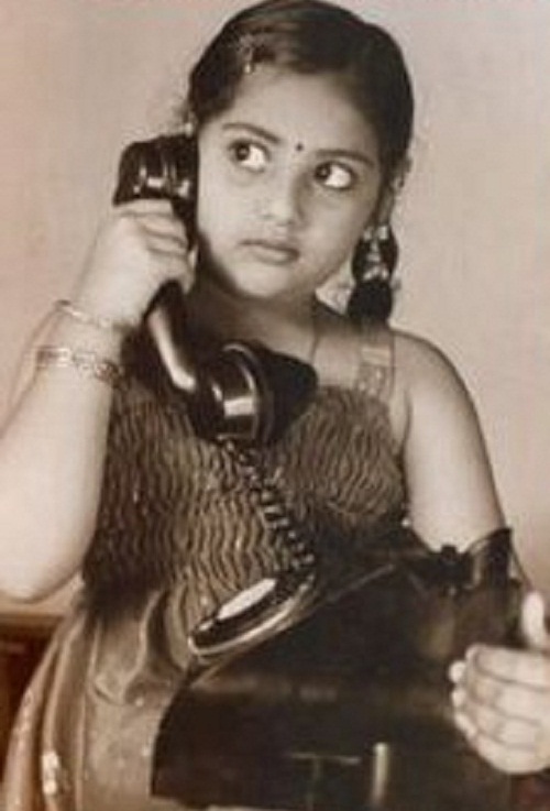 Meena Rare & Unseen - Filmibeat