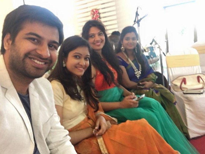 Singer Sri Teja & Valli Gayatri Engagement - Filmibeat