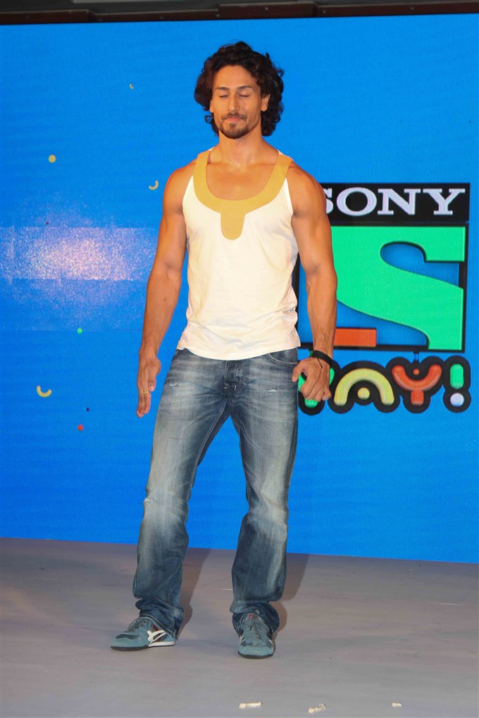 Tiger Shroff Launch Kids Channel Sony YAY - Filmibeat