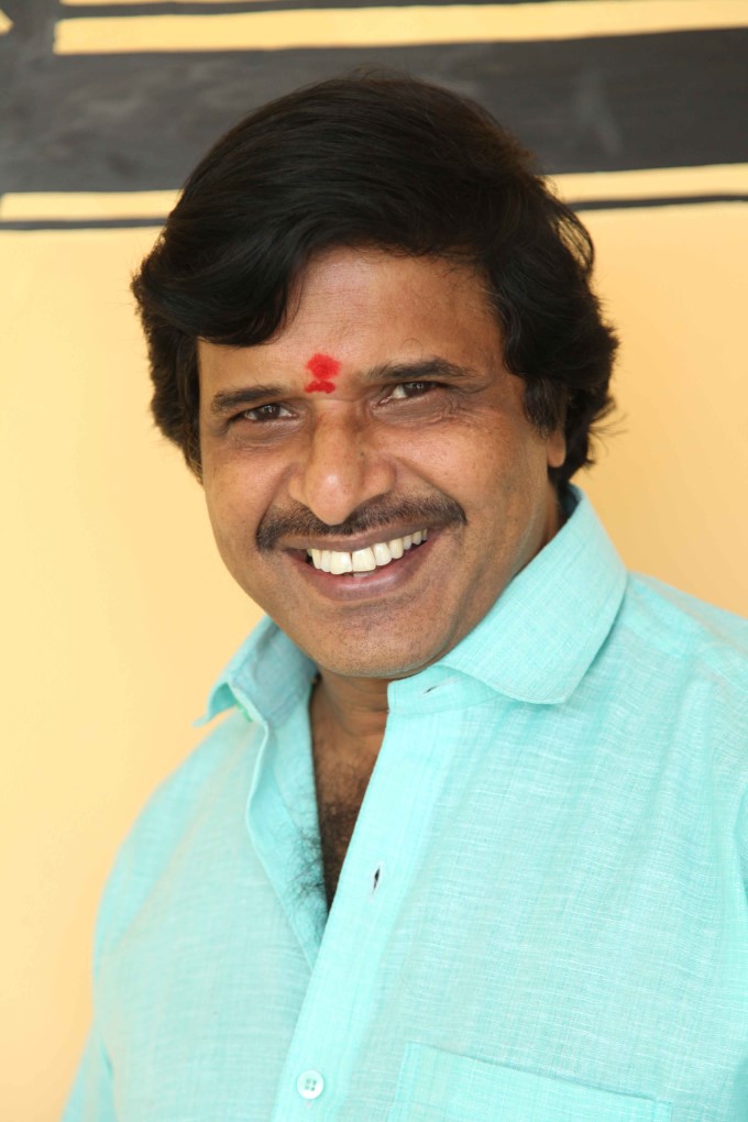 Manasu Mallige Press Meet - Filmibeat