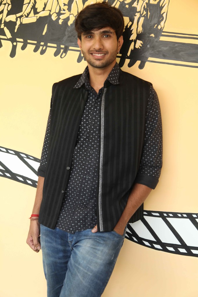 Manasu Mallige Press Meet - Filmibeat