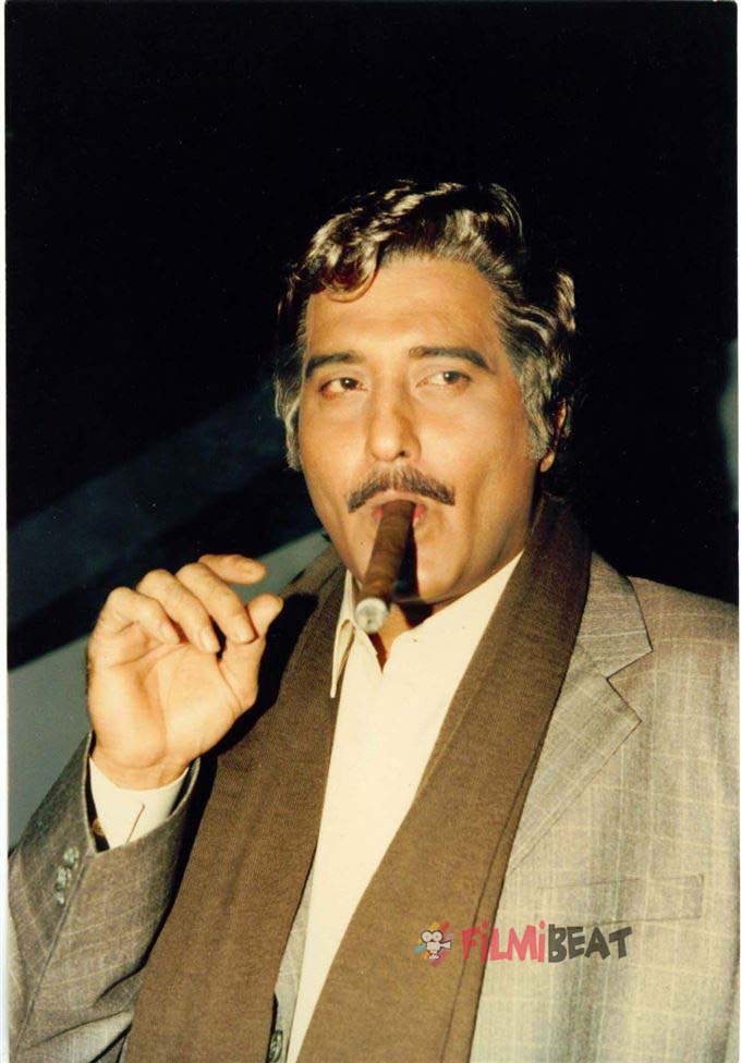 Unseen Photos Of Vinod Khanna - Filmibeat