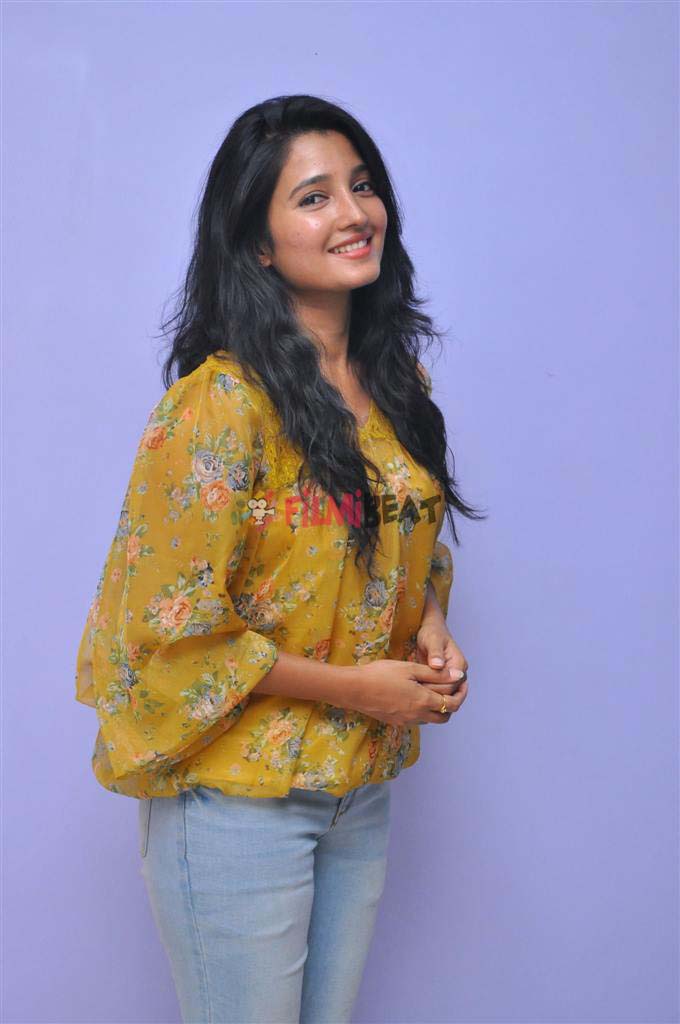 Deepti Shetty Photos: Find Latest HD Images, Pictures, Stills & Pics ...