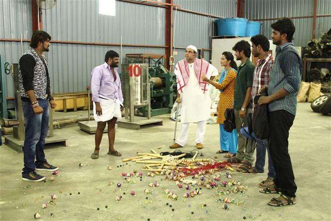 Gilli Bambaram Goli Tamil Movie: Pooja, Shooting Stills, Location ...