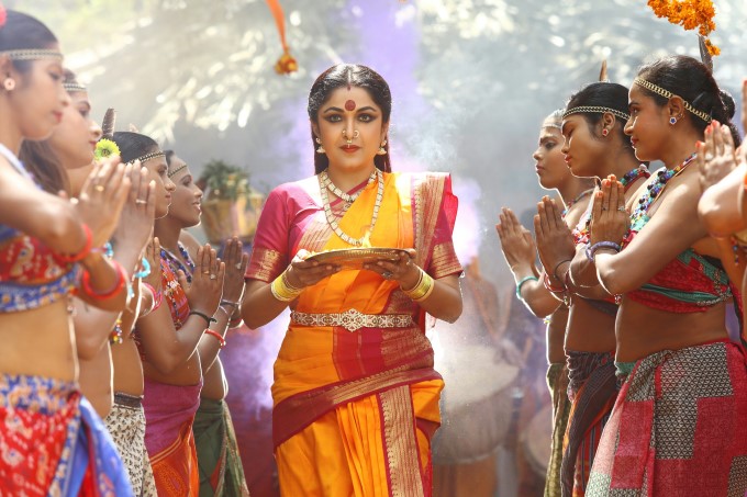 Mathangi Tamil Movie: Pooja, Shooting Stills, Location Photos & First ...