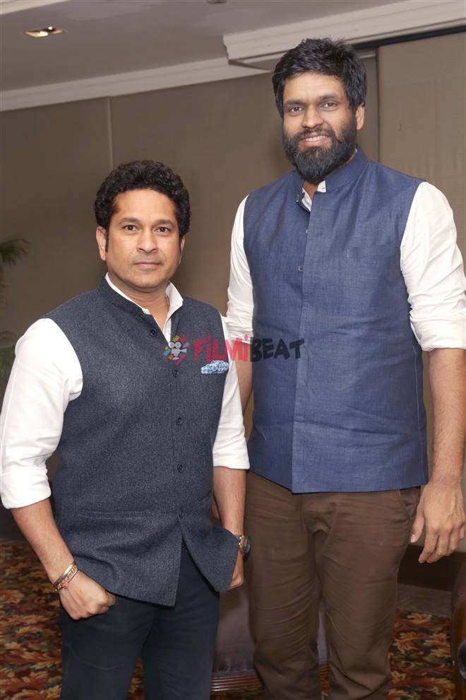 Sachin Tendulkar After Meeting Narendra Modi For Sachin A Million ...