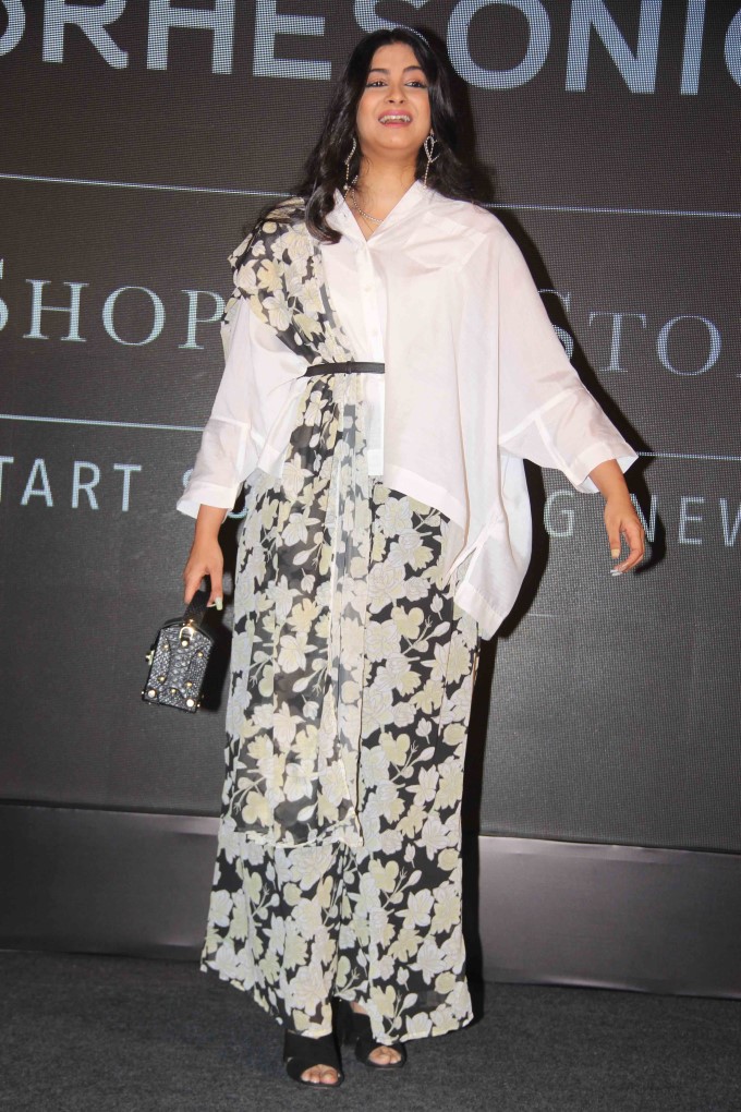 Showcase Of RHESON By Sonam Kapoor And Reha Kapoor - Filmibeat