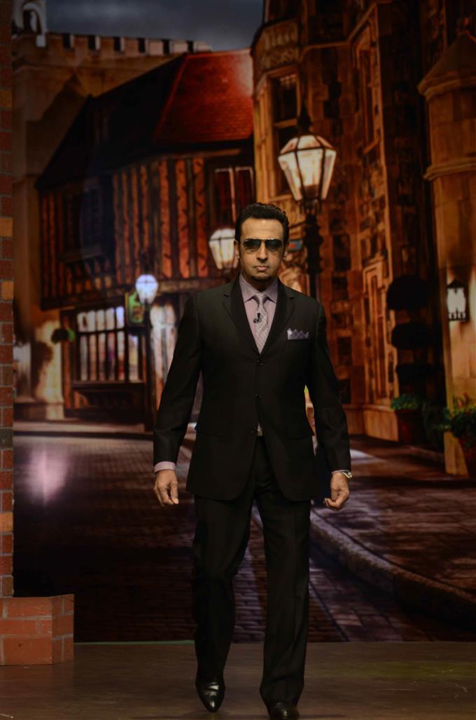 Shruti Haasan & Rajkumar Rao On Kapil Sharma Show - Filmibeat