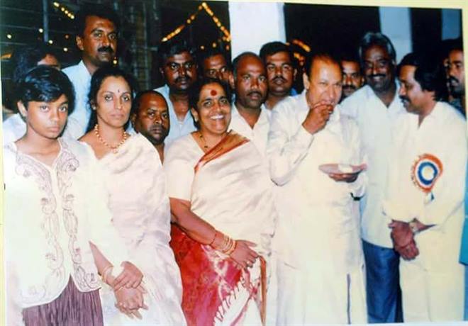 Unseen Photos Of Parvathamma Rajkumar - Filmibeat