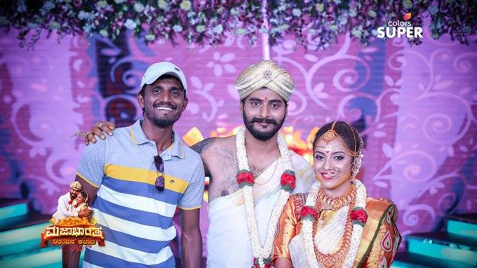 Niranjan Deshpande Wedding Photos From Majaa Bharatha - Filmibeat