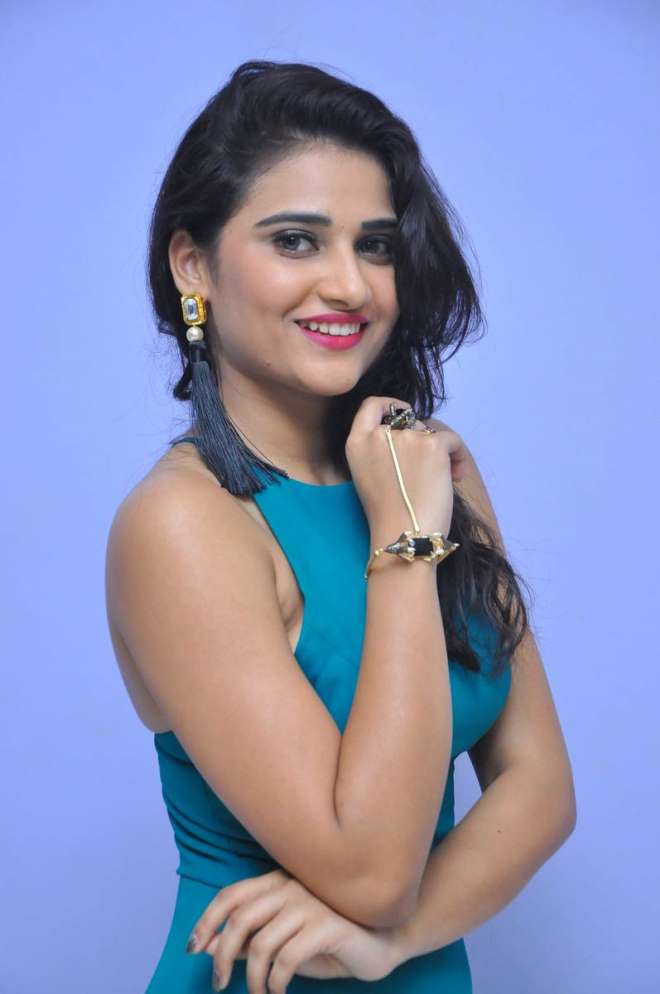 Priya Singh Photos: Find Latest HD Images, Pictures, Stills & Pics ...