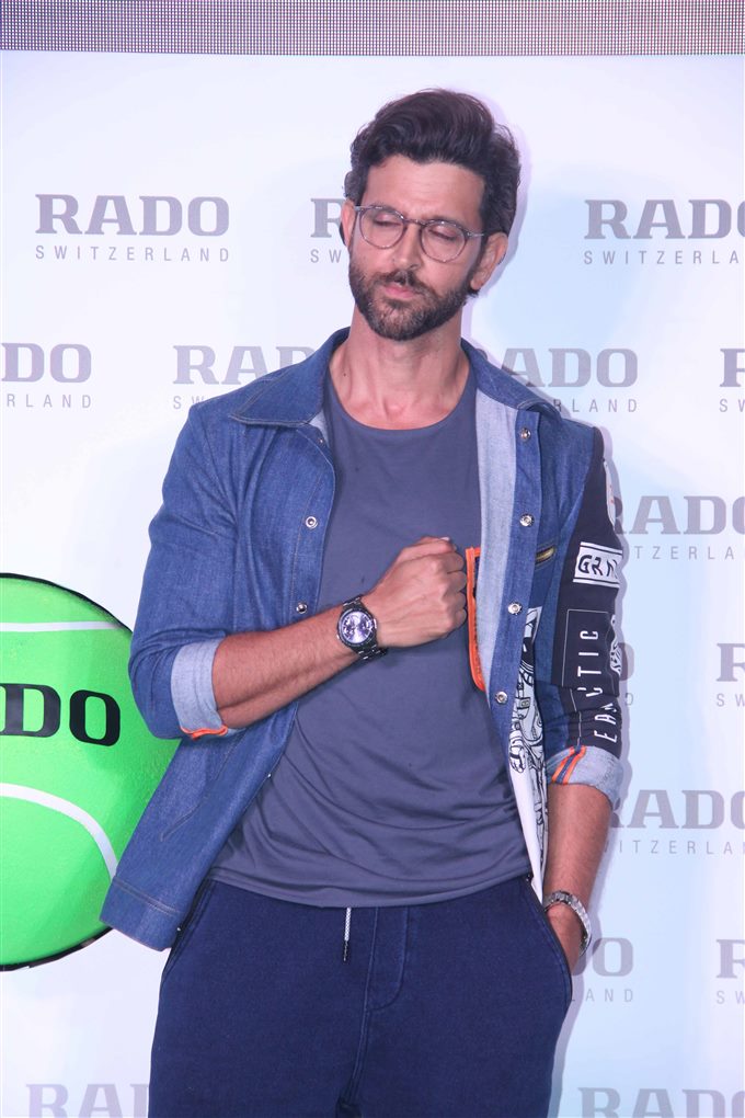 Hrithik Roshan Promote New Collection Rado Watch - Filmibeat